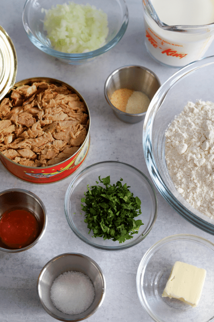 Tuna Rissois (Rissois de atum) - Crumb-Snatched