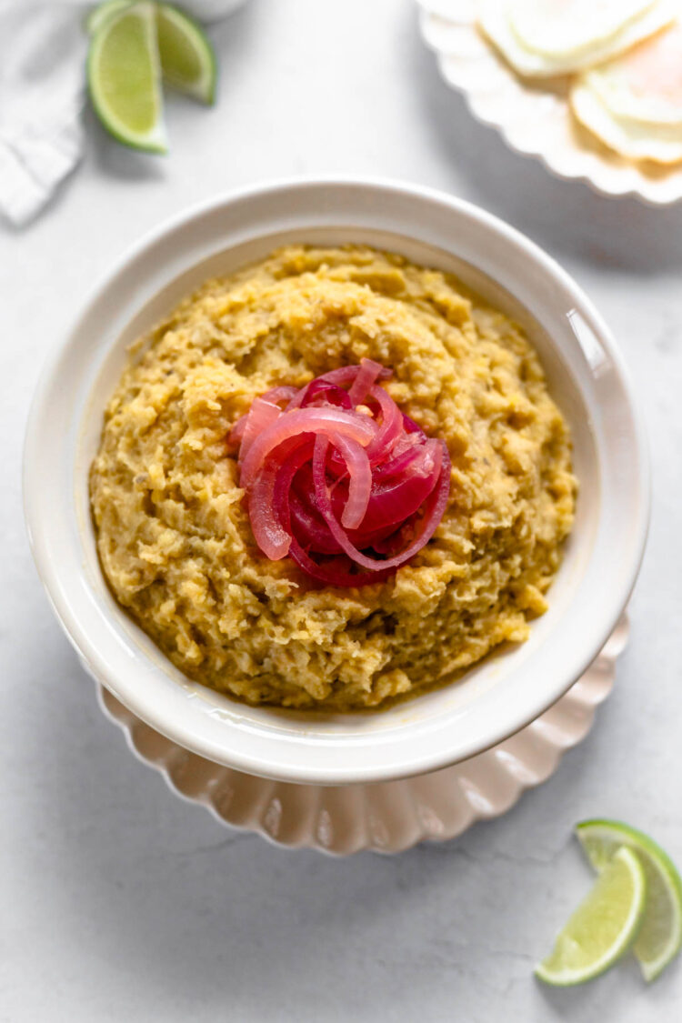 Mangú Dominicano (Dominican Mashed Plantains)