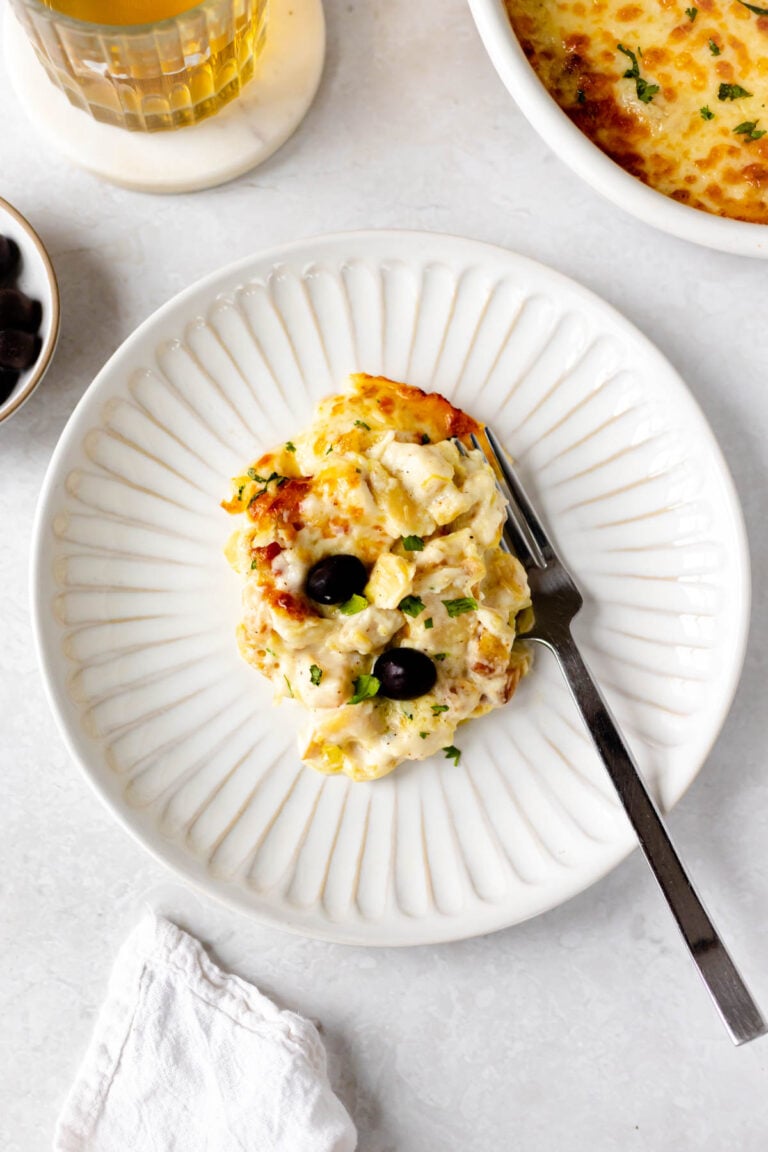 Bacalhau com natas (Portuguese salted cod with cream sauce)